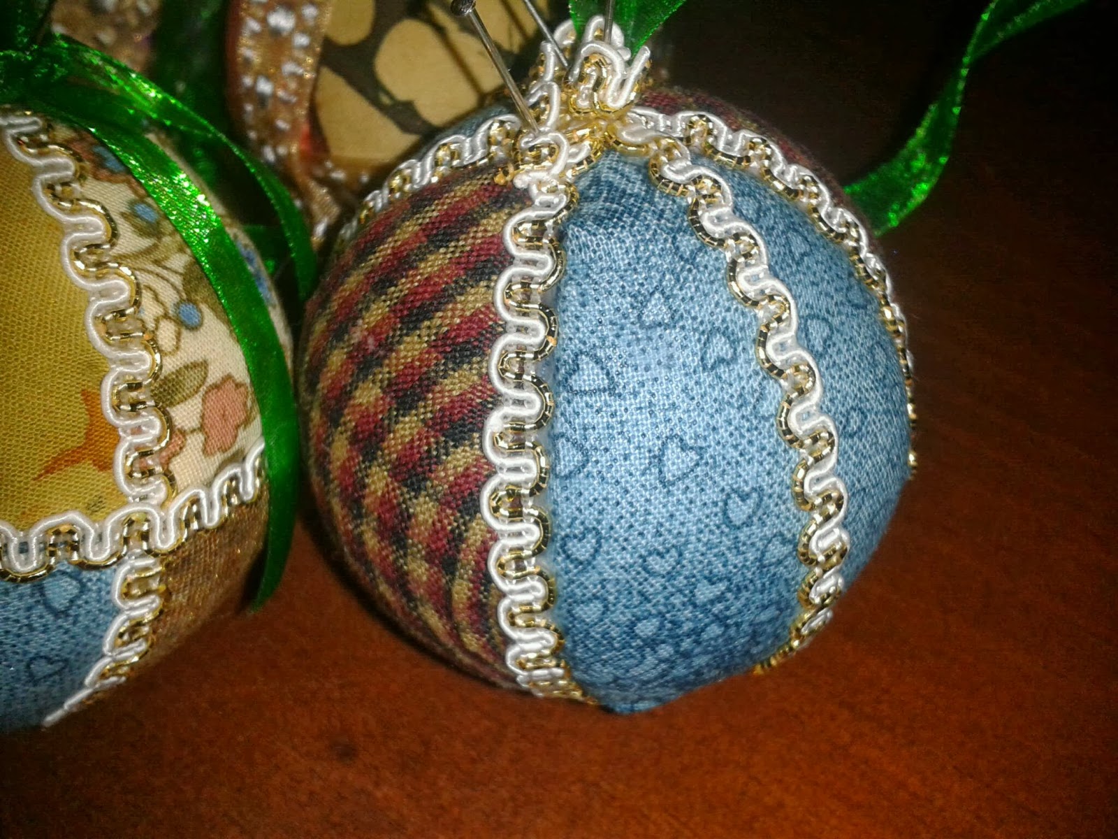 Bolas de Navidad patchwork sin aguja - Imagui