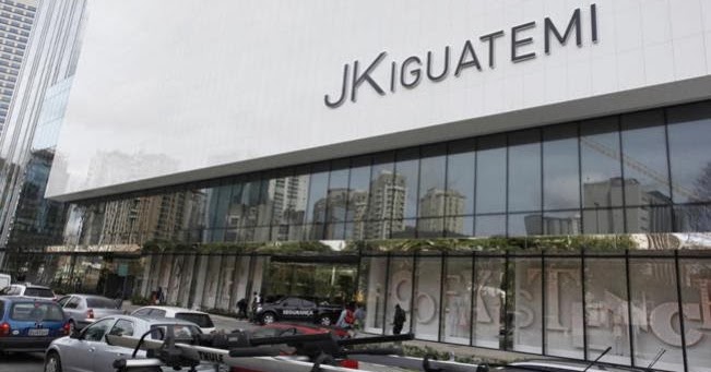 O Shopping JK Iguatemi, um dos mais luxuosos de São Paulo, fechou as portas neste sábado (18 ...