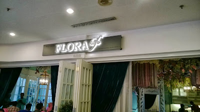 Bersantai bersama rakan dan keluarga di Flora Kafe , Ampwalk ! - BEN ASHAARI