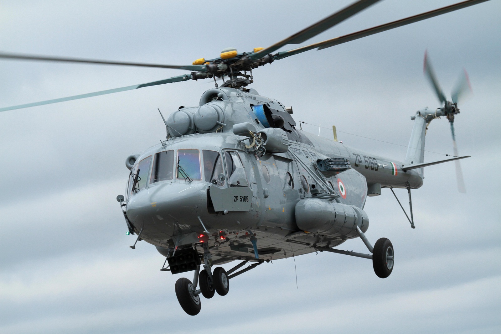 russia-delivers-more-mi-17v5-helicopters-to-india-new-news-with-new