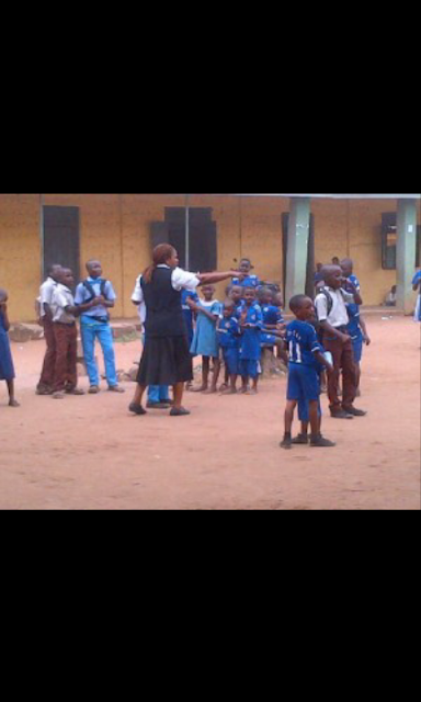 See Pictures of Nigerian Primary School wear Pupils wear "Chelsea ...