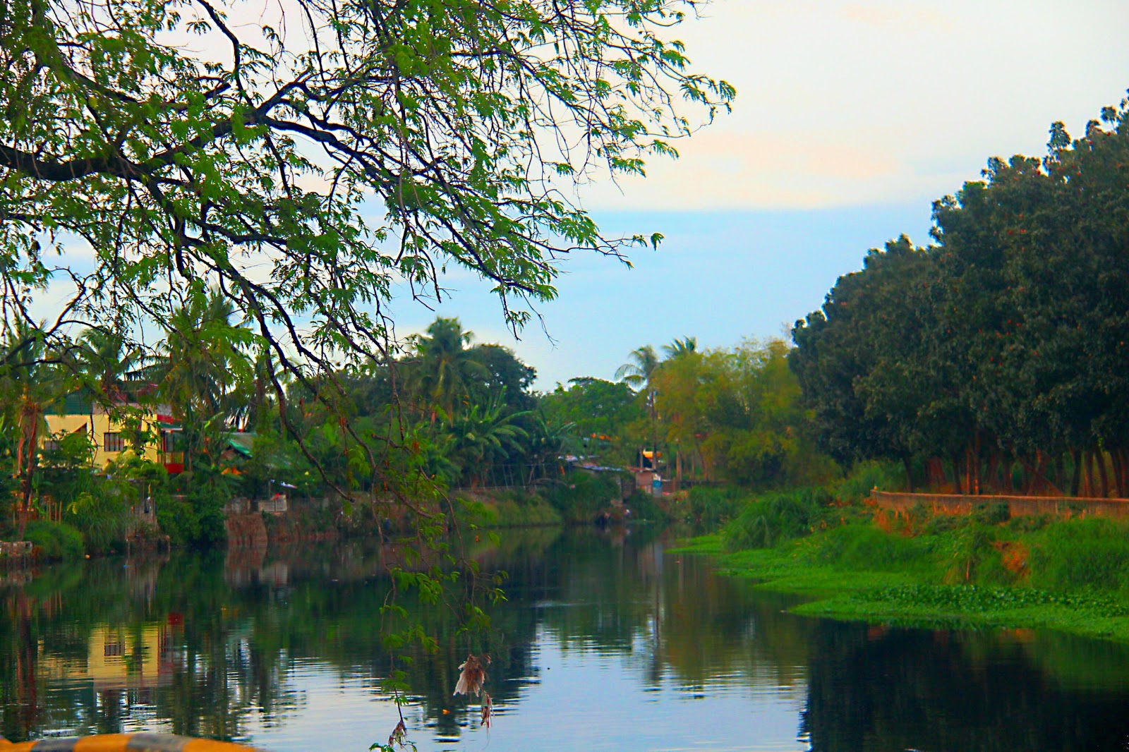 Photo ni Ompong: Brgy. Tabing Ilog (Marilao, Bulacan)