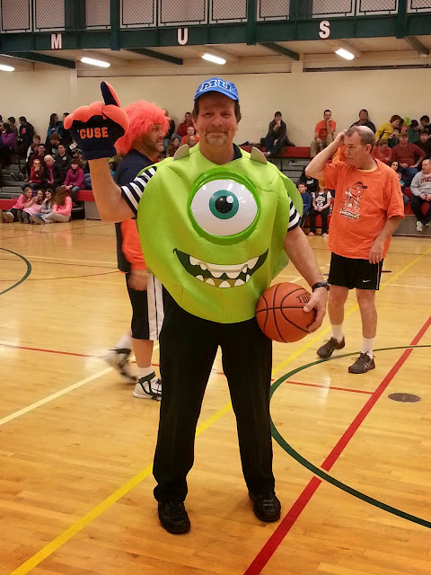 DMS News: Goofy Basketball
