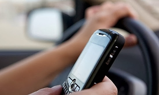 Alizul: INFOGRAPHIC: TOP 10 MOST DISTRACTING MOBILE APPS Alizul: INFOGRAPHIC: TOP 10 MOST DISTRACTING MOBILE APPS
