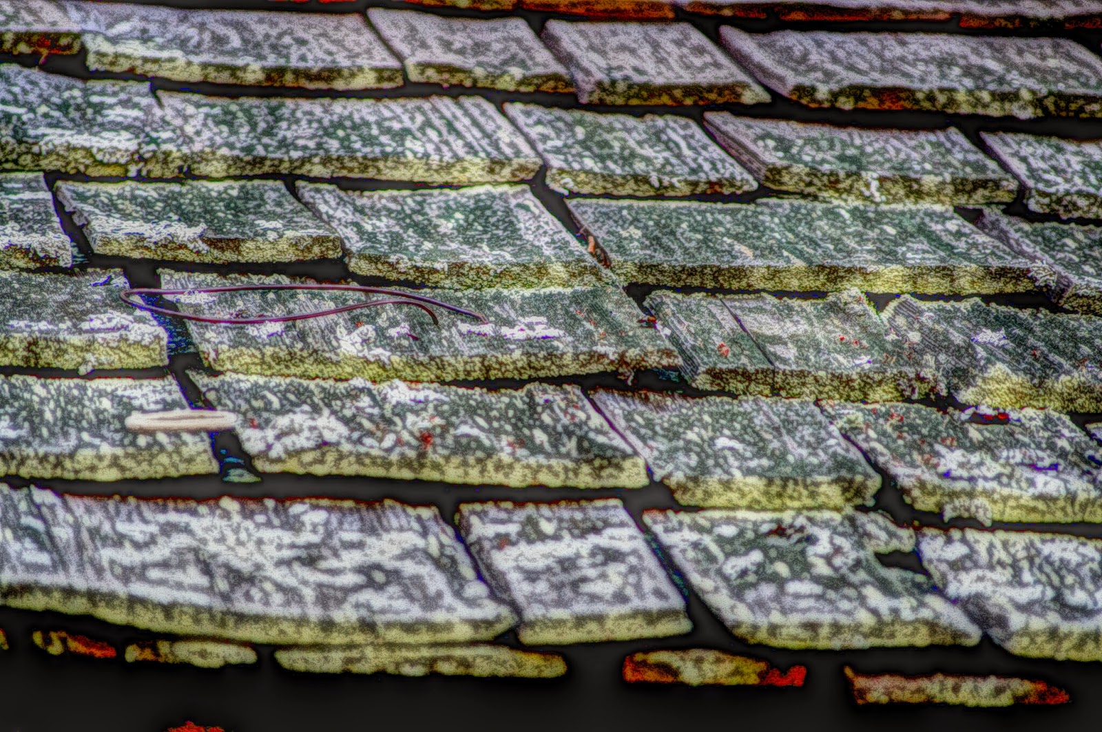 28 edited random free online picture downloadable for commercial use