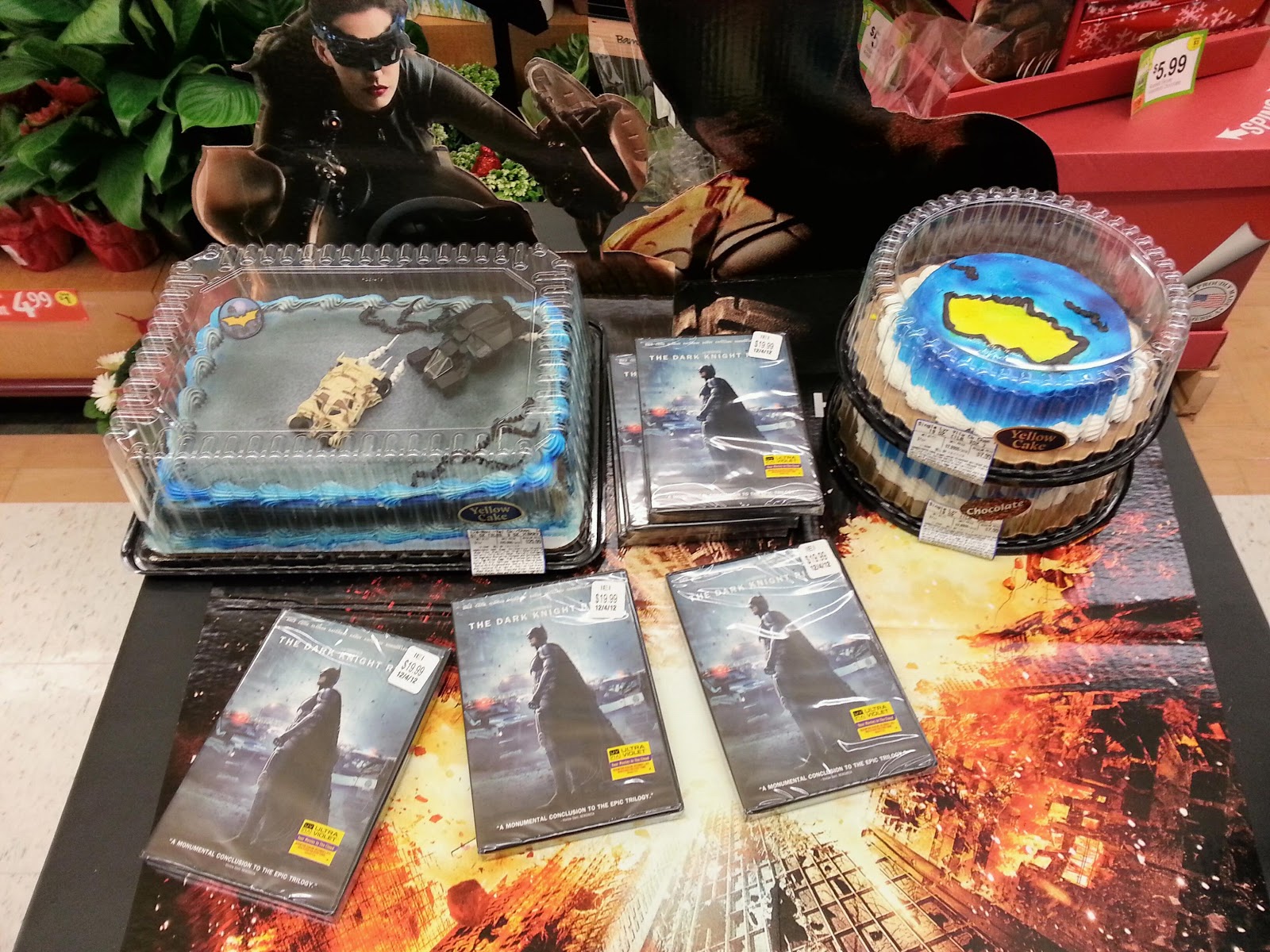 Robert Dyer @ Bethesda Row: DARK KNIGHT RISES CUSTOM CAKE (PHOTOS)