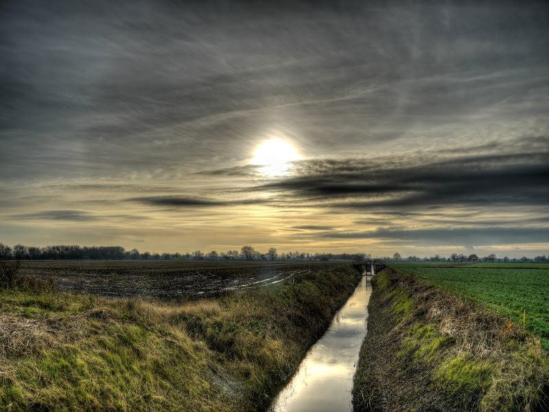 Keep Pushing Those Pedals: Poet’s Day cycle along Lodes Way