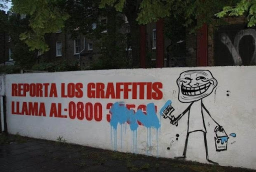 22 Graffitis que te harán soltar una carcajada