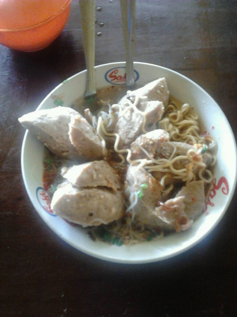 Sungguh Nyata Bakso Pak Kumis