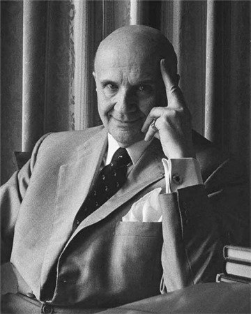 Voyager - Gustavo Rol, gli angeli, il La a 440 Hz, il mantello ...