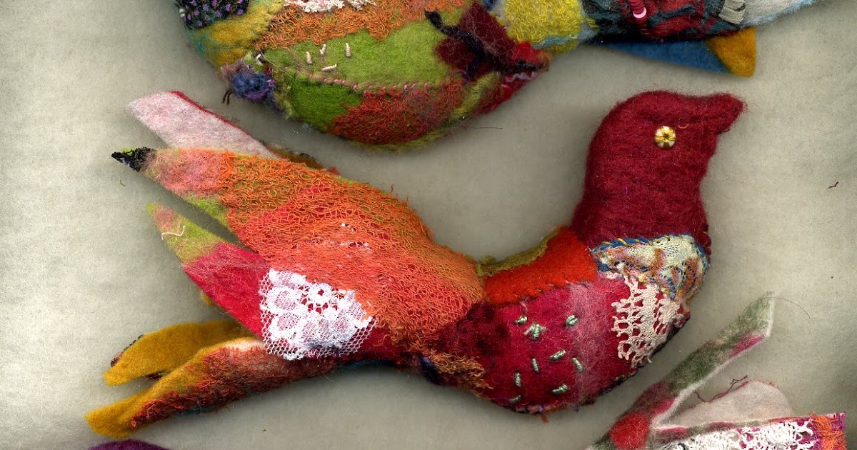 "I'm Loving You Again" : Textile birds made with vintage fabrics