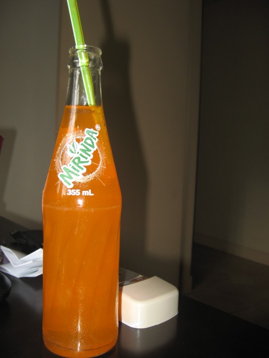 LAS COPAS POR SU NOMBRE: MIRINDA: Un refresco originario de España.