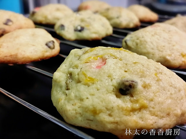 Mrs Lim の Kitchen Paradise: Banana Chocolate Chip Softie (cake-like cookie)