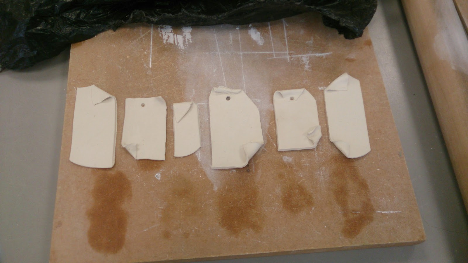 .: Ceramic tags