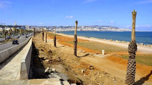 Les ''Sablettes'' de Hussein Dey (Alger), une plage avec beaucoup de ...