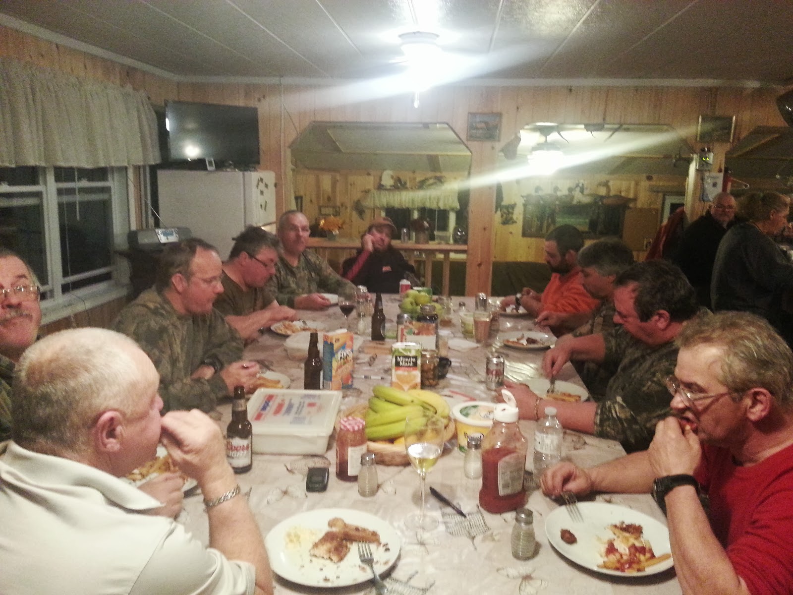 Porcupine Creek White Tail Hunt Camp: fish fry with the Carrier crowd