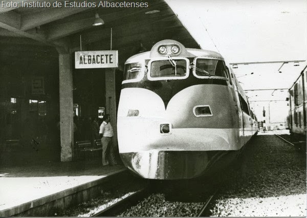 Renfe 443 (El platanito) Un tren espectacular - Forocoches