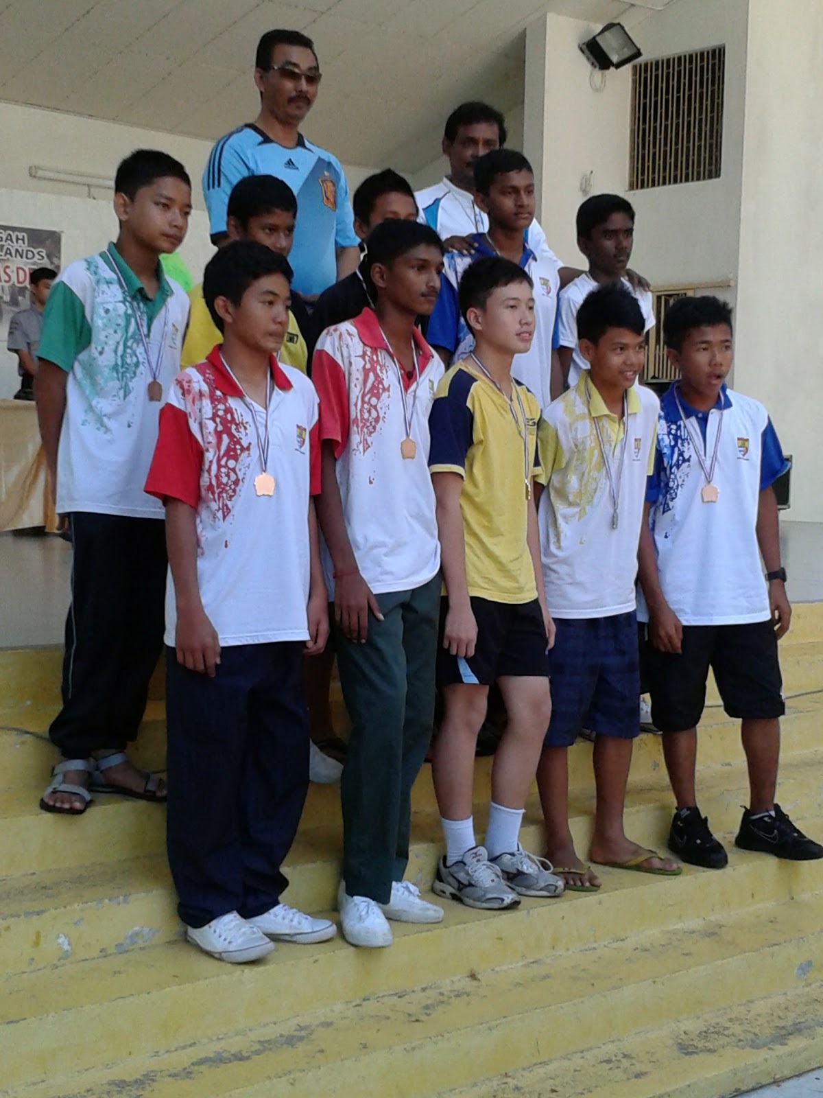 ..Cik Sakura Izza..: Merentas desa SMK. Westlands