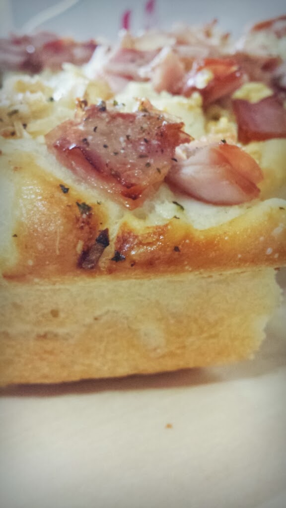 Jolyn: Baked Ham Focaccia Bread