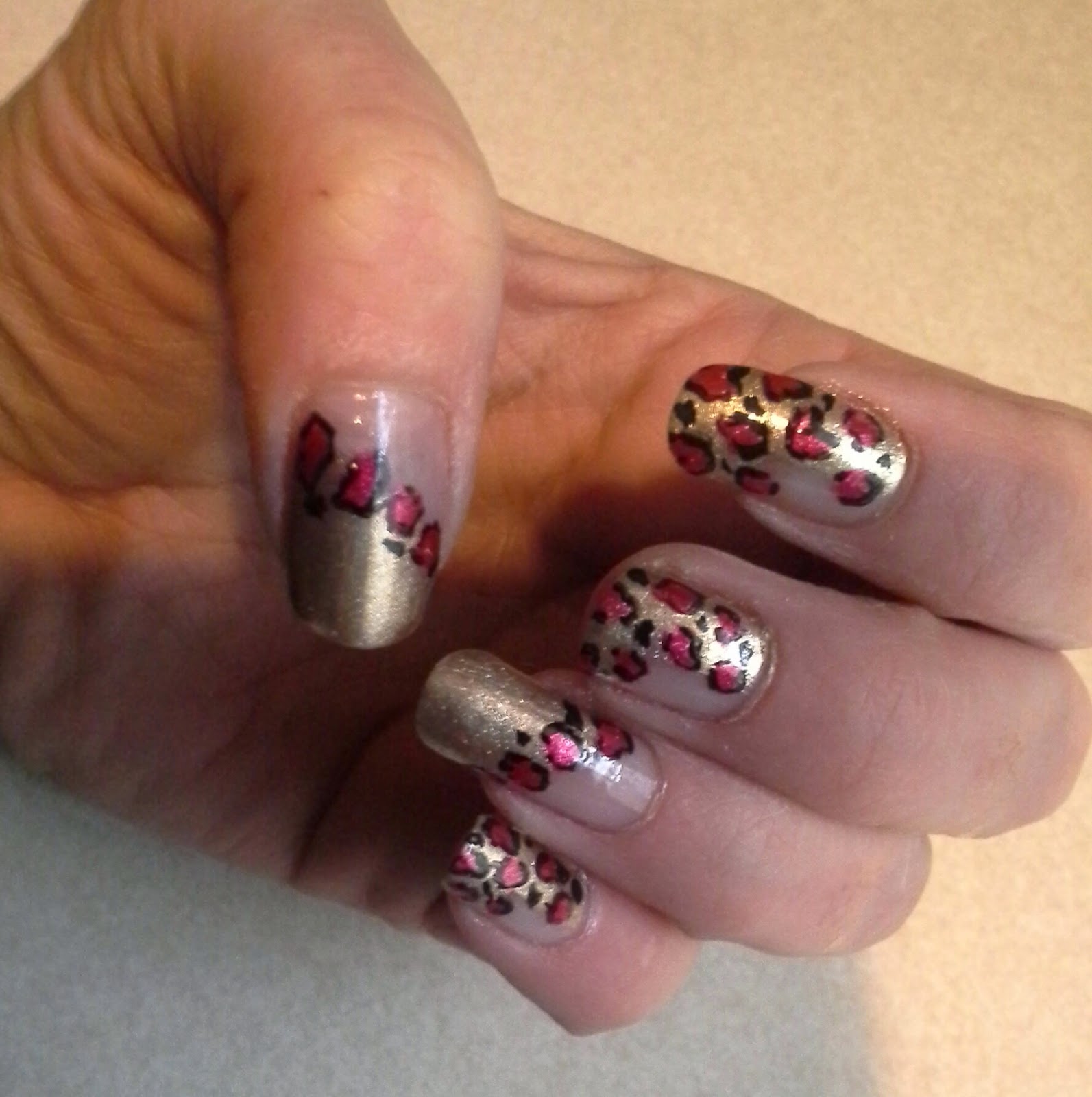 Sassi Nail Art