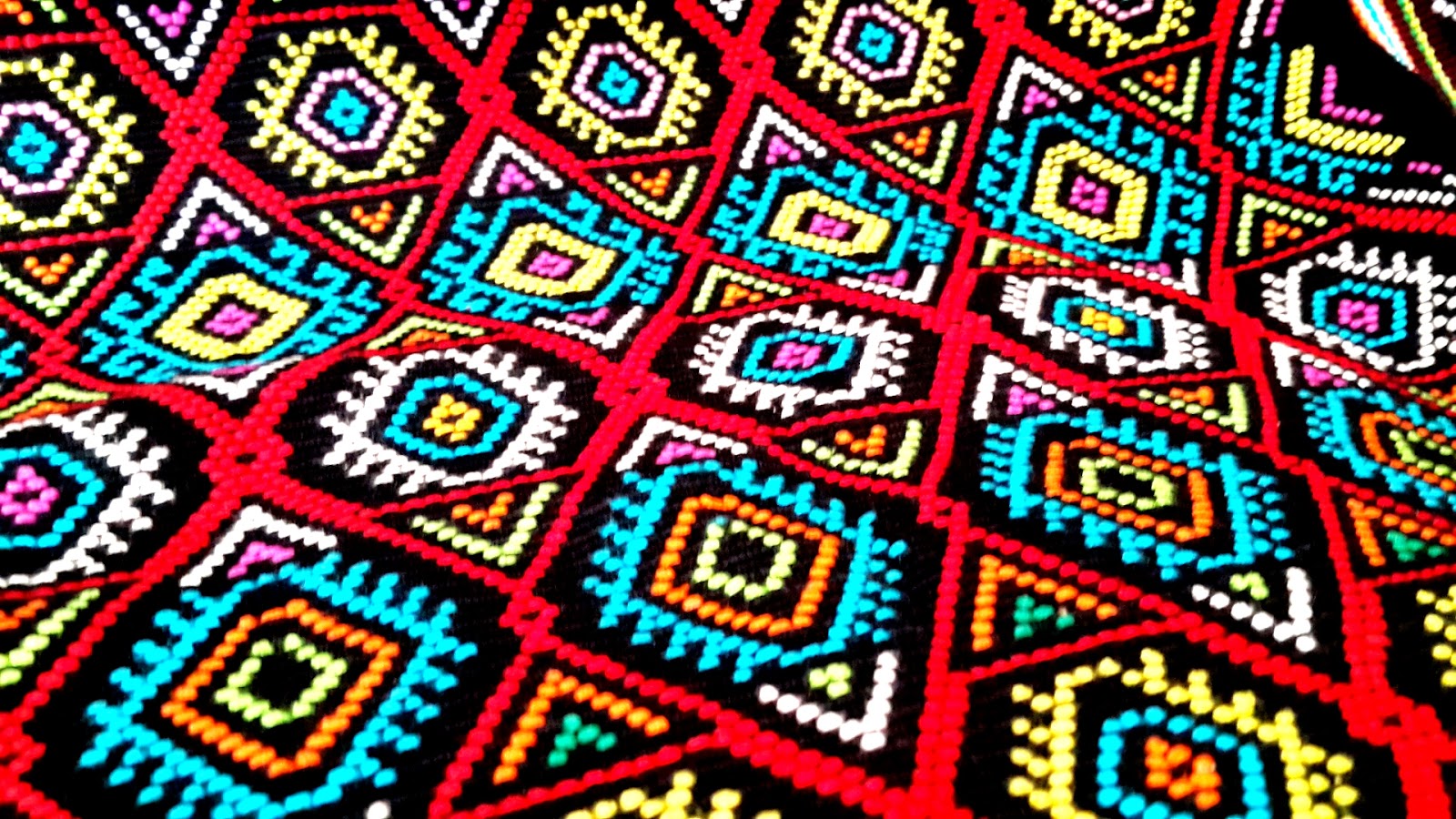 Kain Tenun NTT - Motif Buna Insana - Tenun Timor Inspirasi Busana Anda