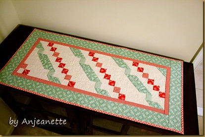 by Anjeanette: My Twisting Ribbon Table Runner for Riley Blake blog