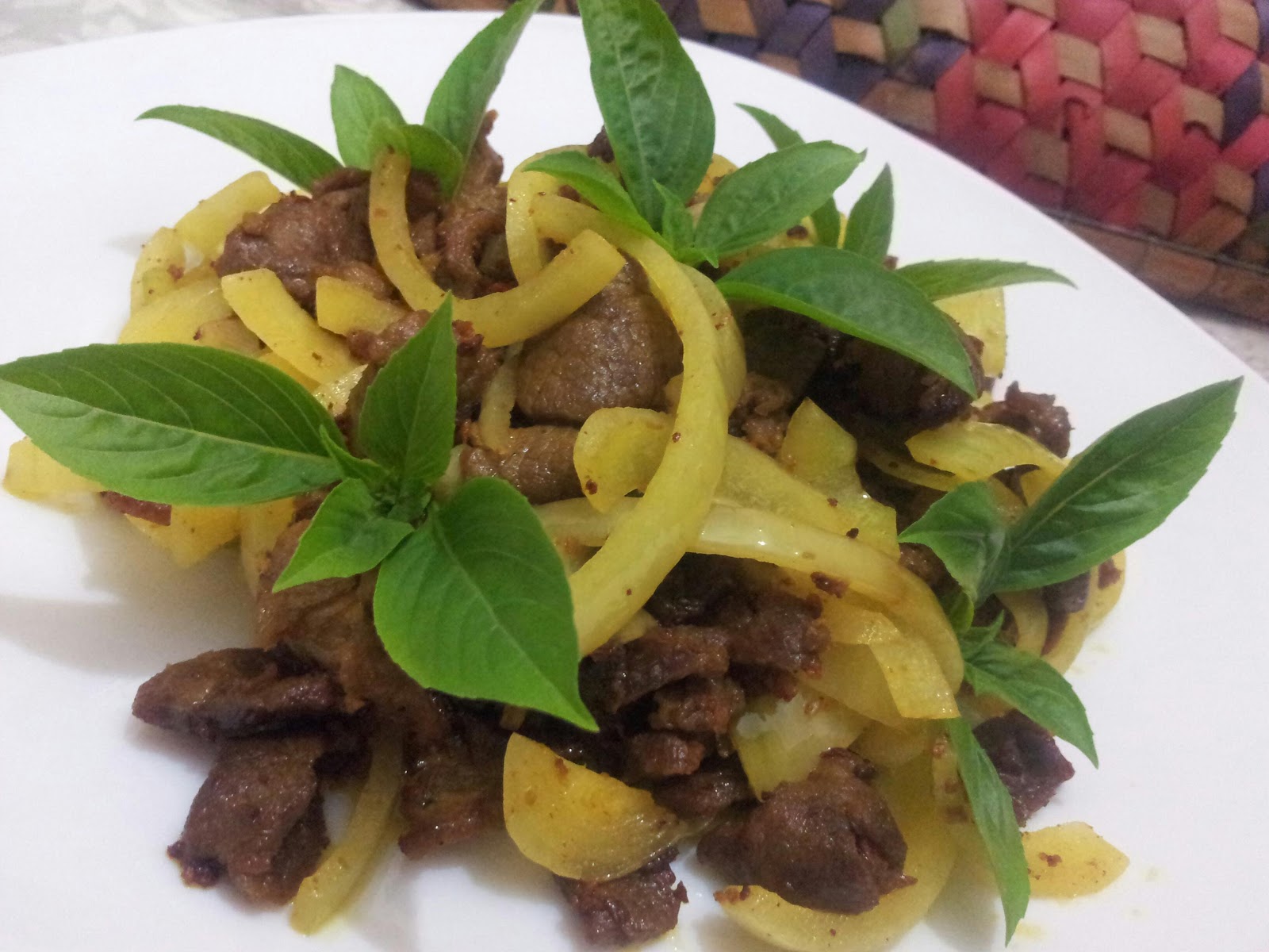 FAMILY JANNATI: DAGING KIJANG GORENG BAWANG PUTIH