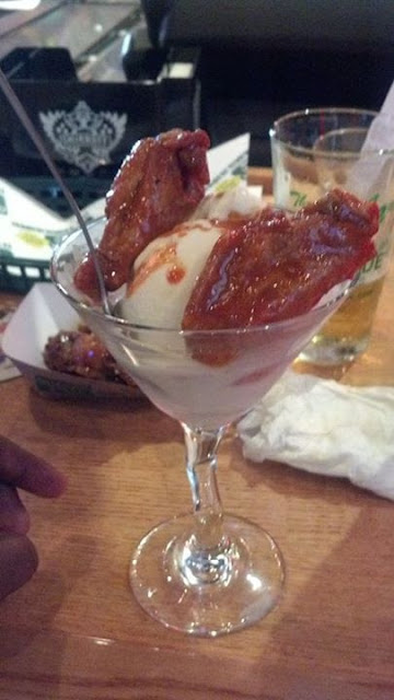 I'm a Foodie! @immafoodie: Redneck Sundae - Quaker Steak and Lube