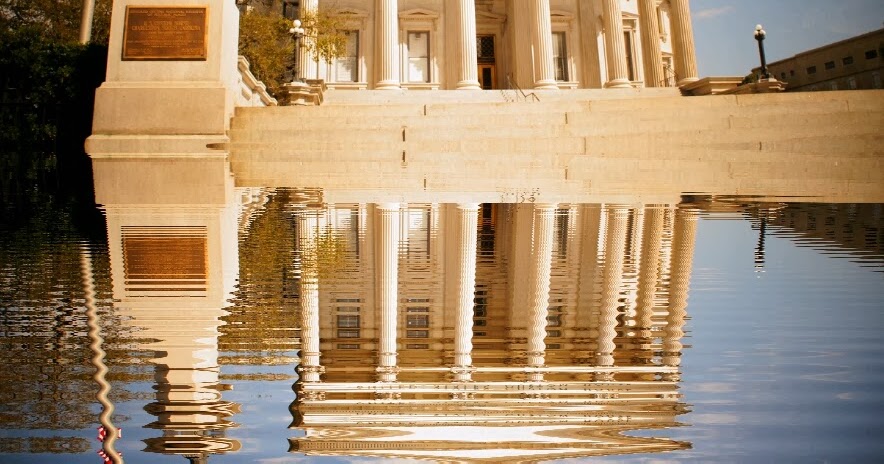 Building with water reflection - 1 million free pictures