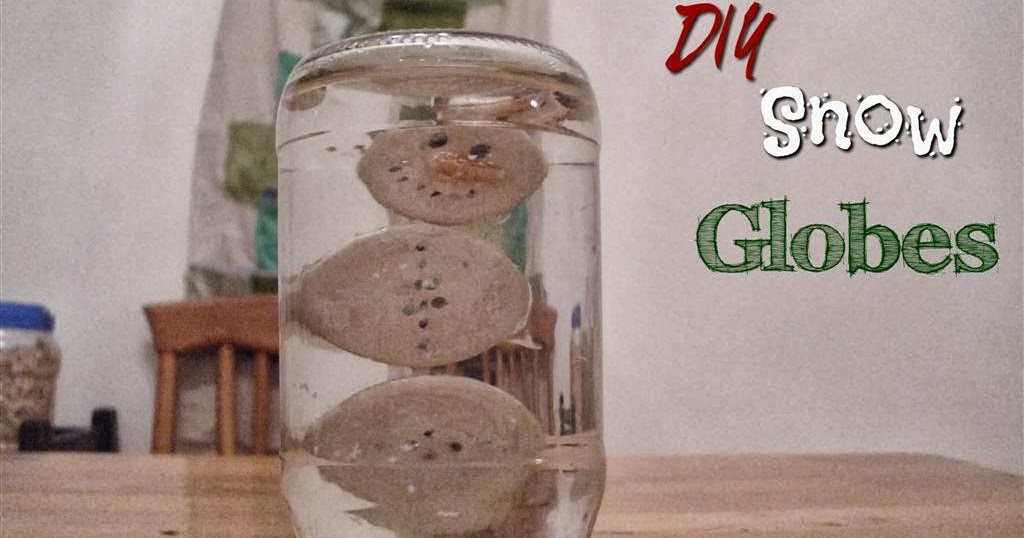 The Do-It-Yourself Mom: DIY Snow Globes