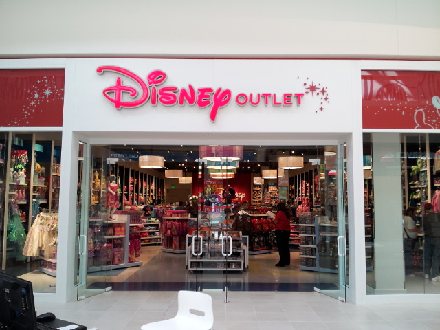 My Disney Mania: Outlet