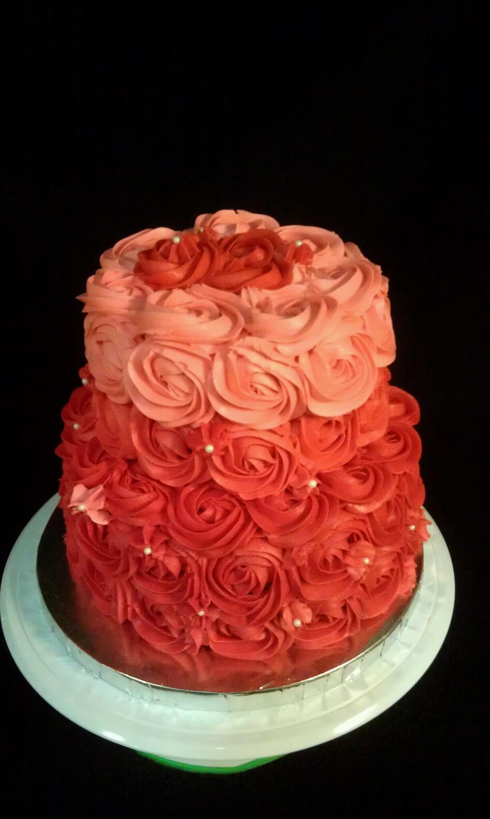 Amanda's Specialty Cakes: Red, pink, Ombre Rosette Cake