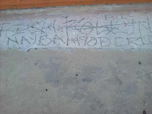 crip gangs graffiti: Rollin 90 crip