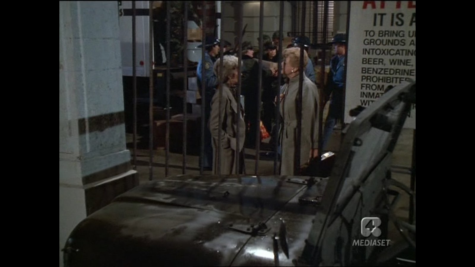 Murder She Wrote Screencaps: 31. 2x09 - Jessica Behind Bars