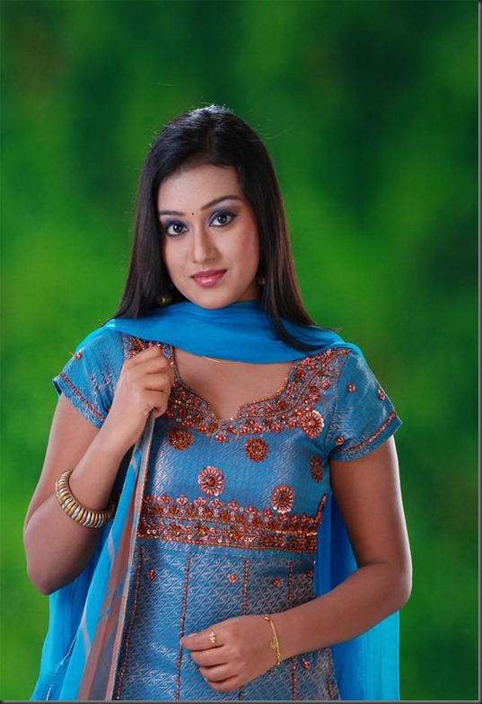 ACTRESS VARADHA LATEST PHOTOSHOOT PICS ~ Stills Bay - Movie Actor ...