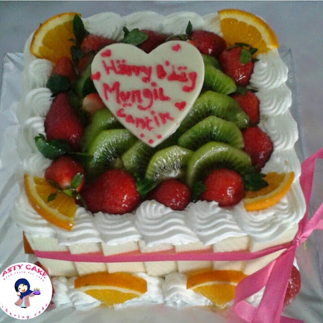 Asty'Cake: Tart ultah topping buah