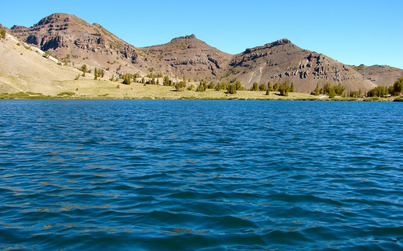 Our Four Wheel Camper: Leavitt Lake - "towing an ancient looking camper"