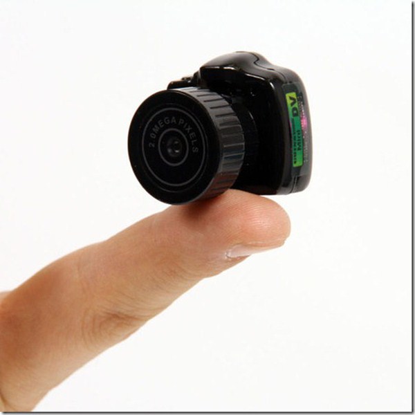 Worlds Smallest DSLR - Spygags 2GB Mini Camera | Super Studio