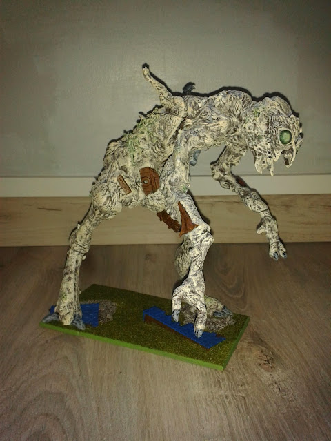 La Crypte de mortis: necrofex colossus terminé