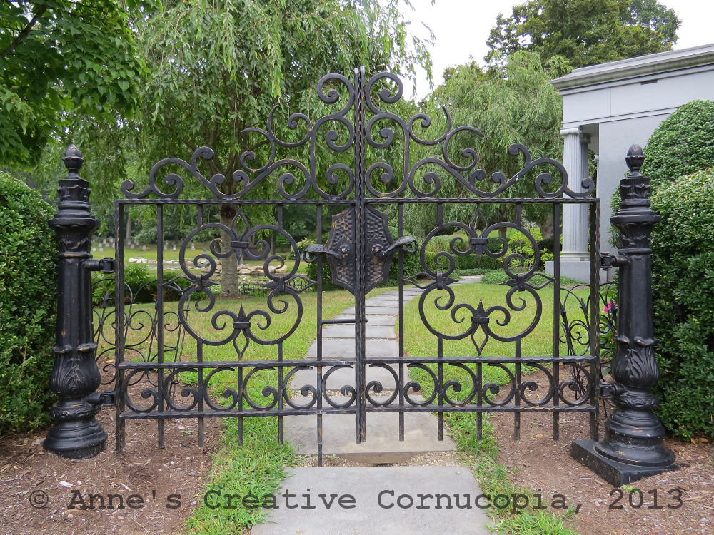 Anne's Creative Cornucopia: Cemetery Gates - Photographs