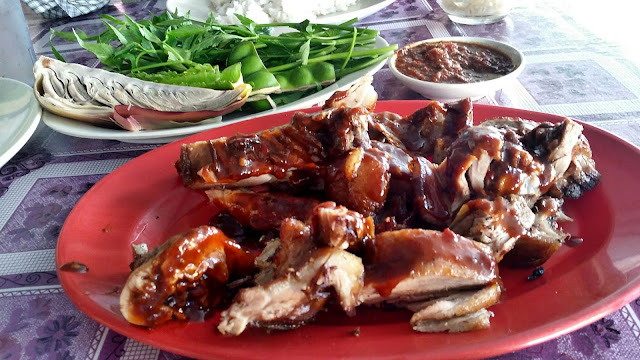 Welcome to my pleasuredome: Itik dan kambing bakar di Batang Benar, Mantin