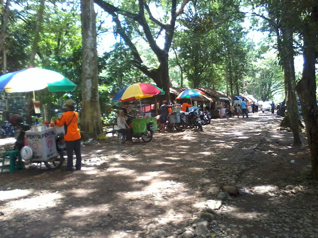 Piknik Asyik di Wana Wisata Grape Madiun - damarojat blog lifestyle ...