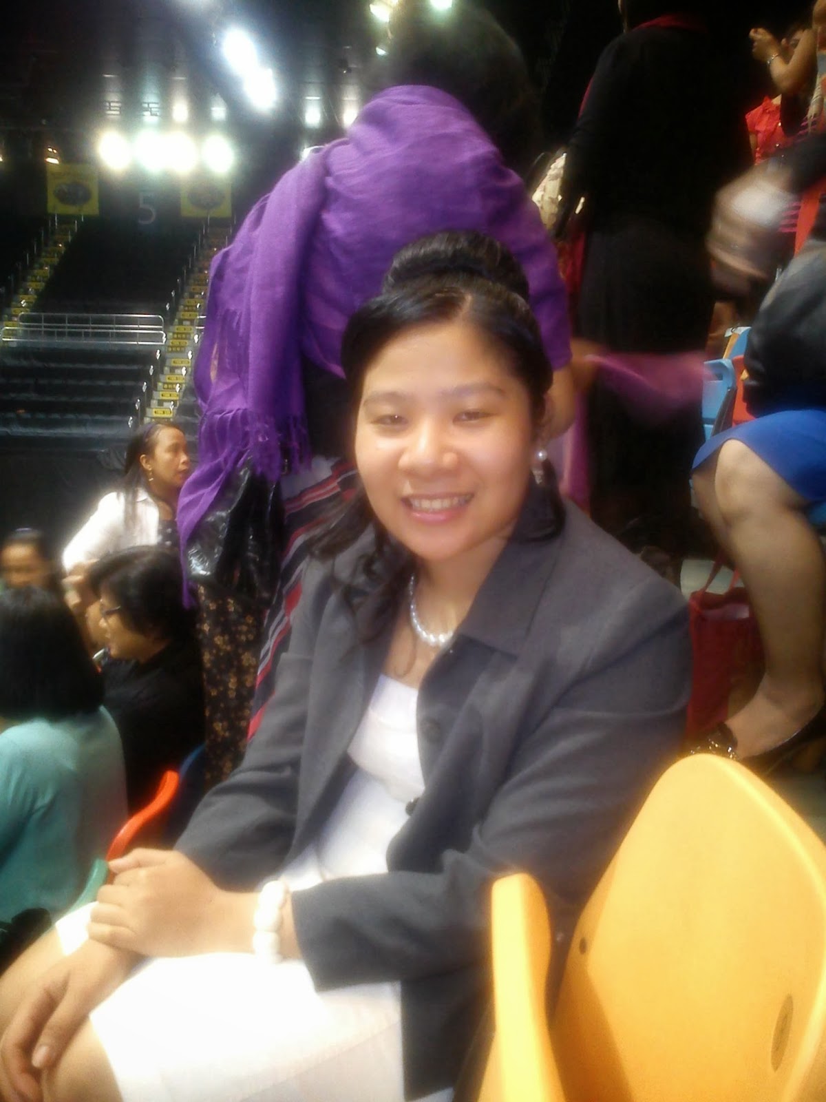 characters: My super Singkit Eyes :)