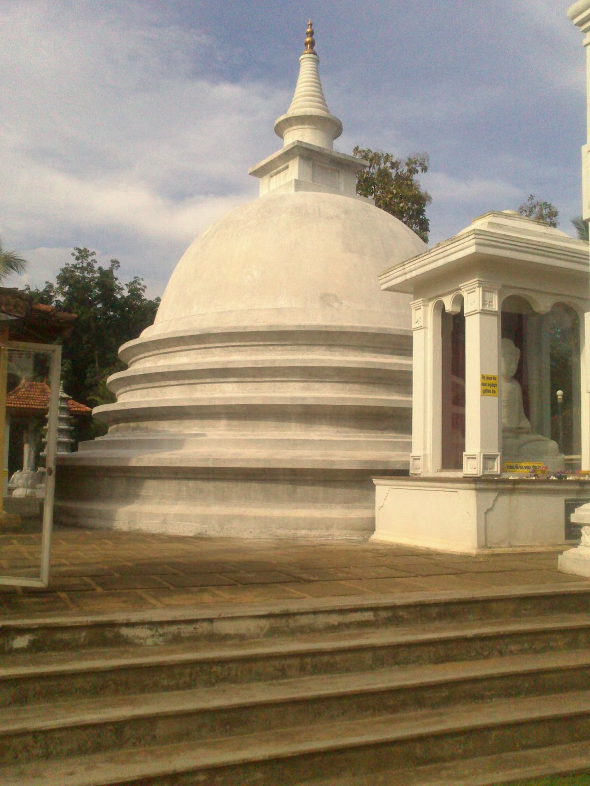 Attanagalla Arahatta Rajamaha Viharaya [අත්තනගල්ල අරහත්ත රජමහා විහාරය]