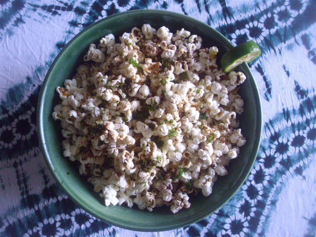 The Do-It-Yourself Mom: DIY Chili Lime Popcorn