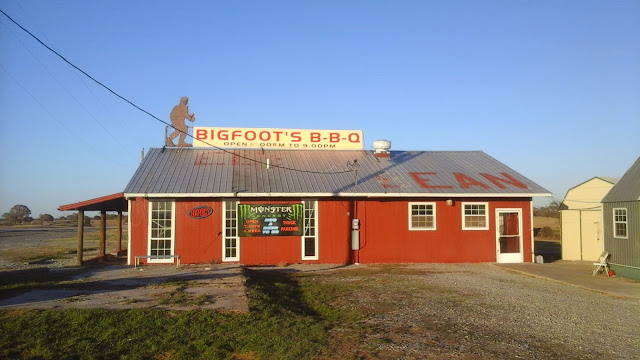 ParaPalooza.Com: Bigfoot located, in Oklahoma..... and Damn! Squatch ...