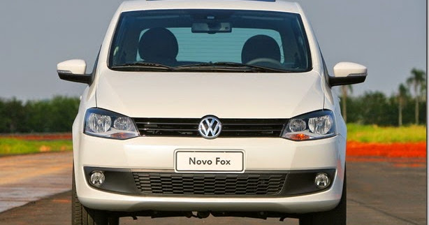 Novo Volkswagen Fox terá direção elétrica e controles de tração e ...