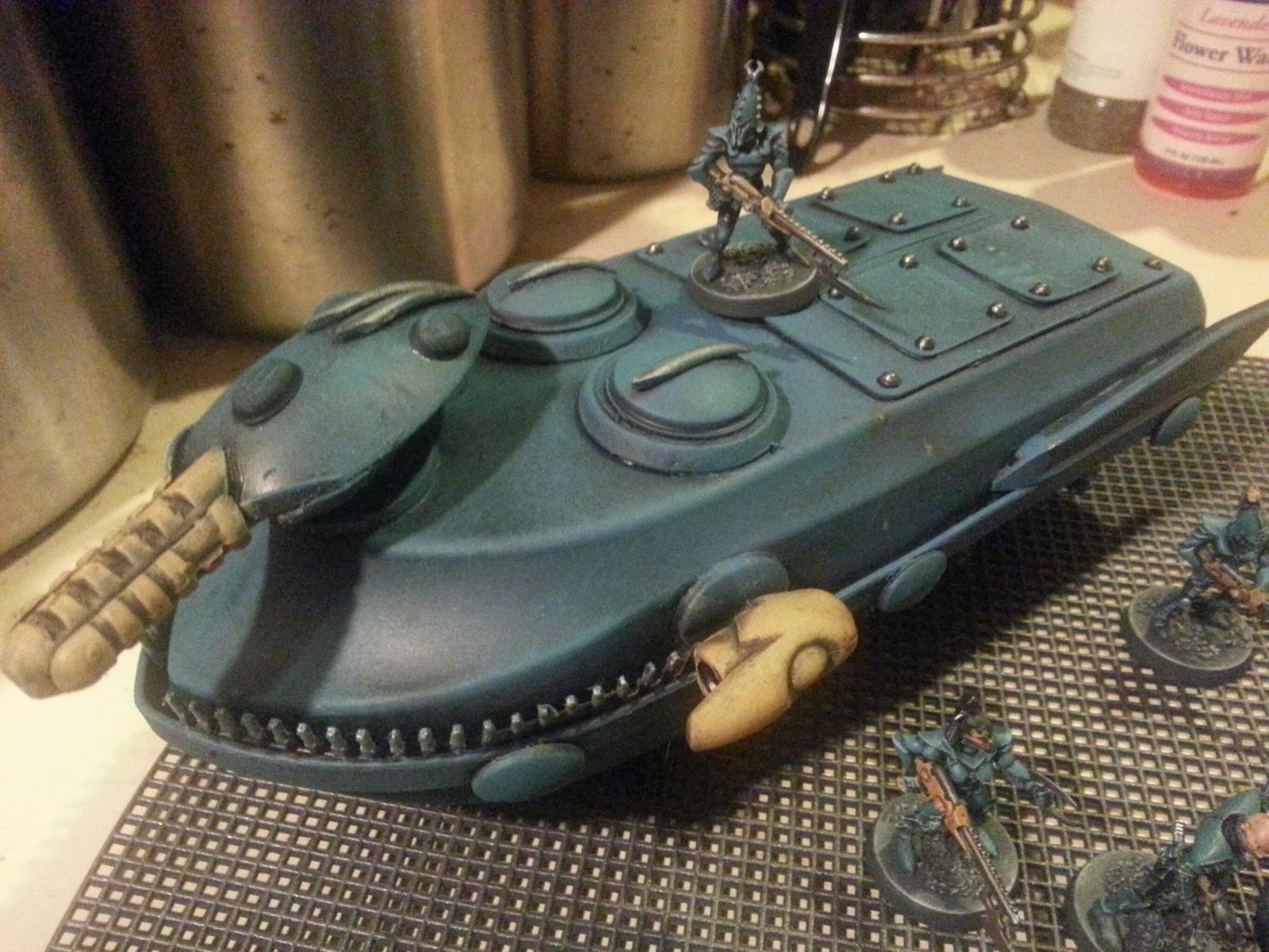 "Dark Eldar" Grav Vehicle: Updated-Mech Support Added 4/01