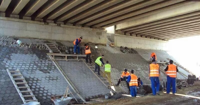 Kerja-Kerja Side Slope Protection ~ BORAK-QS