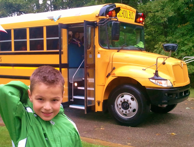 2011-09-07 kindergarten bus ride!